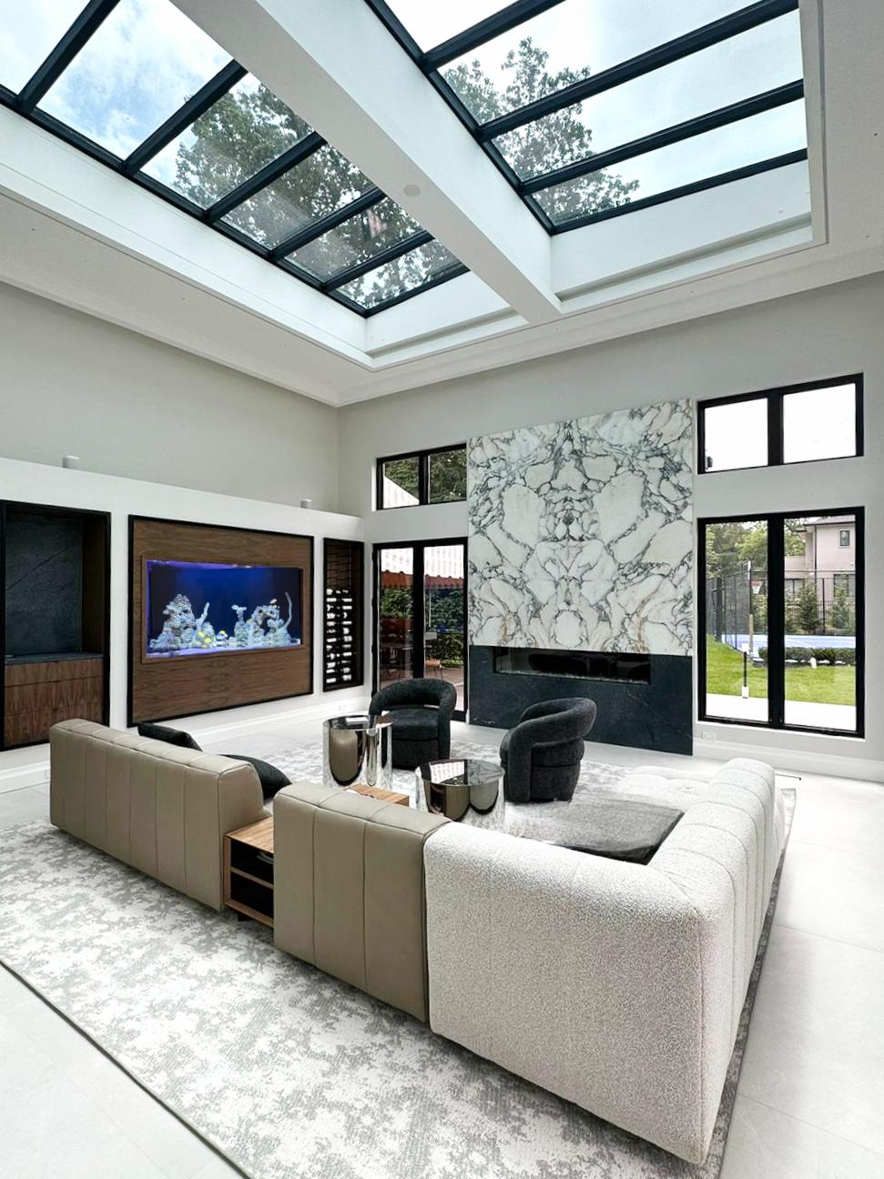 Saltwater Aquariums | Aqua Custom Fish Tanks